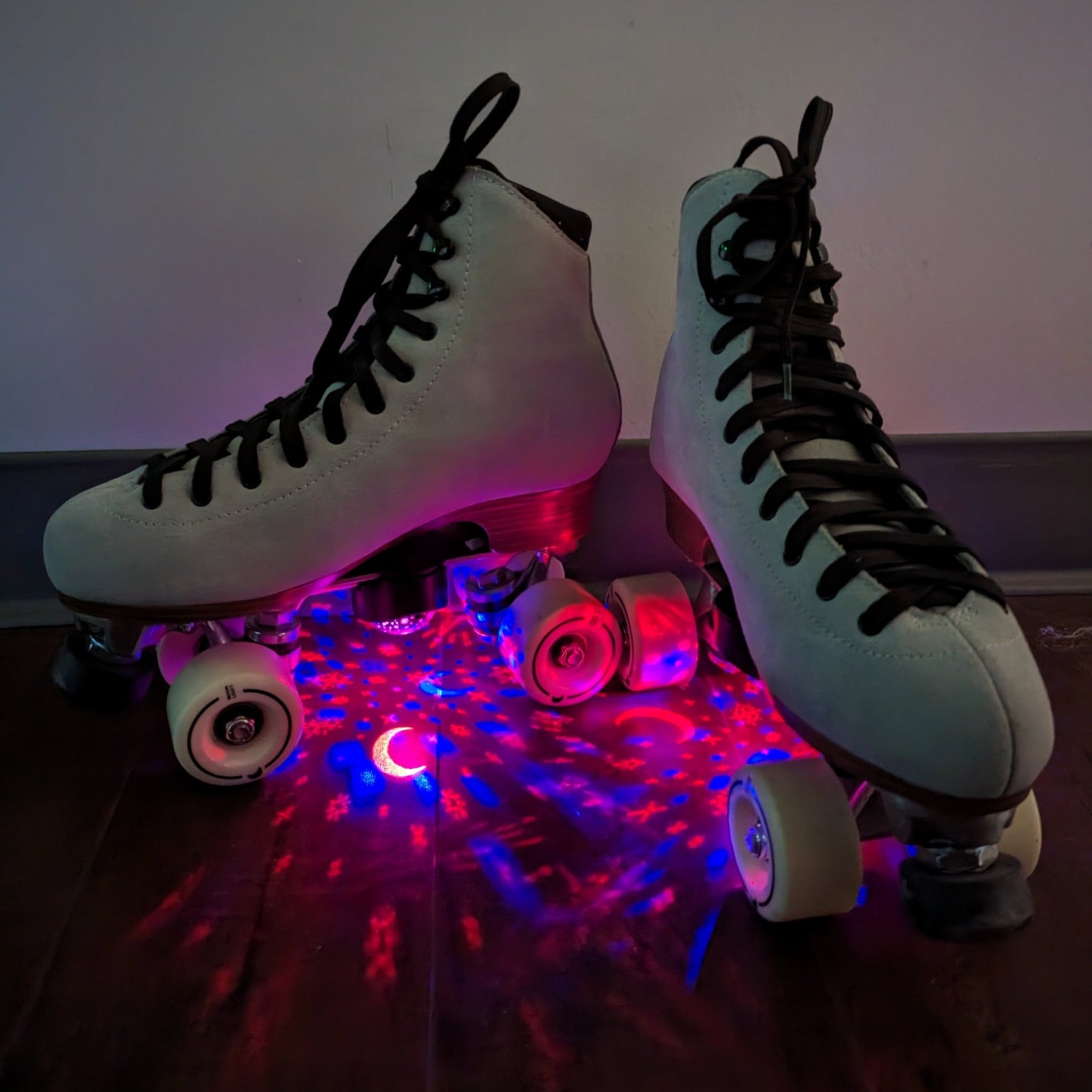 Neon Cowboys® Light up LED Star Projectors for Night Roller Skates